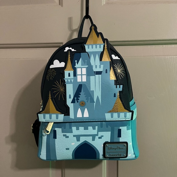 Loungefly | Bags | Rare Limited Edition Wdw Castle Loungefly Mini ...